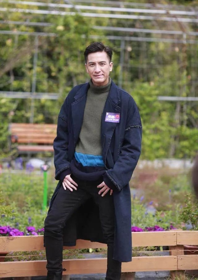 Stars gathered!TVB executive Le Yiling celebrates 62nd birthday and ...