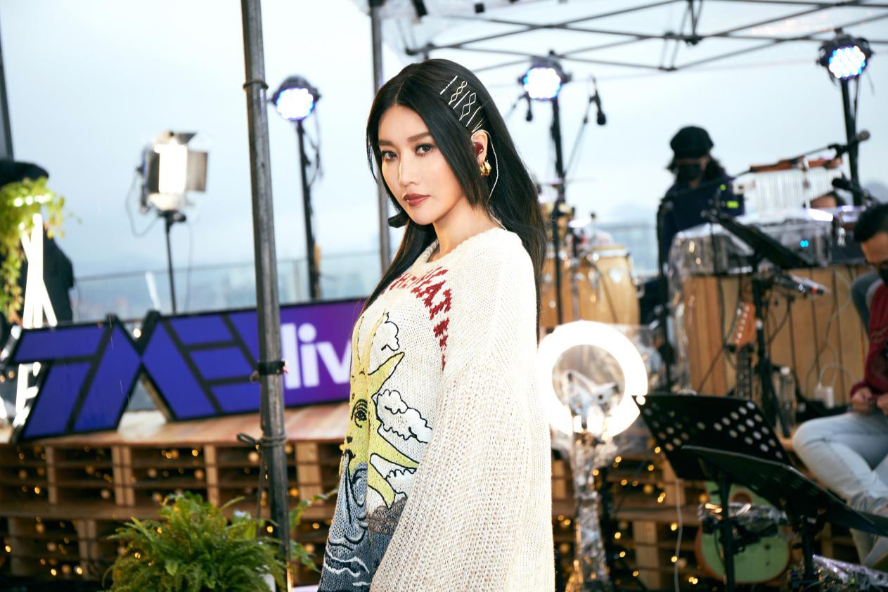 A-LIN Huang Liling and husband marriage for 14 years, have a woman ...