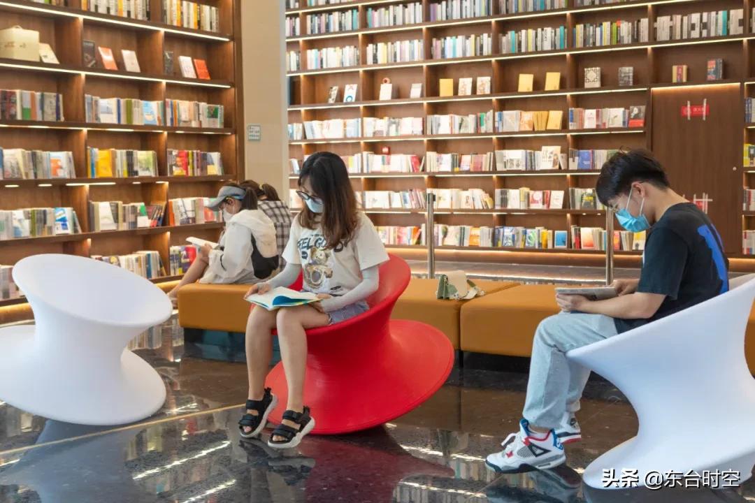 This is Dongtai City Library - iNEWS
