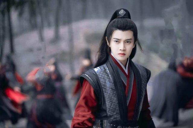 Ren Jialun was the pinnacle when he debuted, and he hit several plays ...