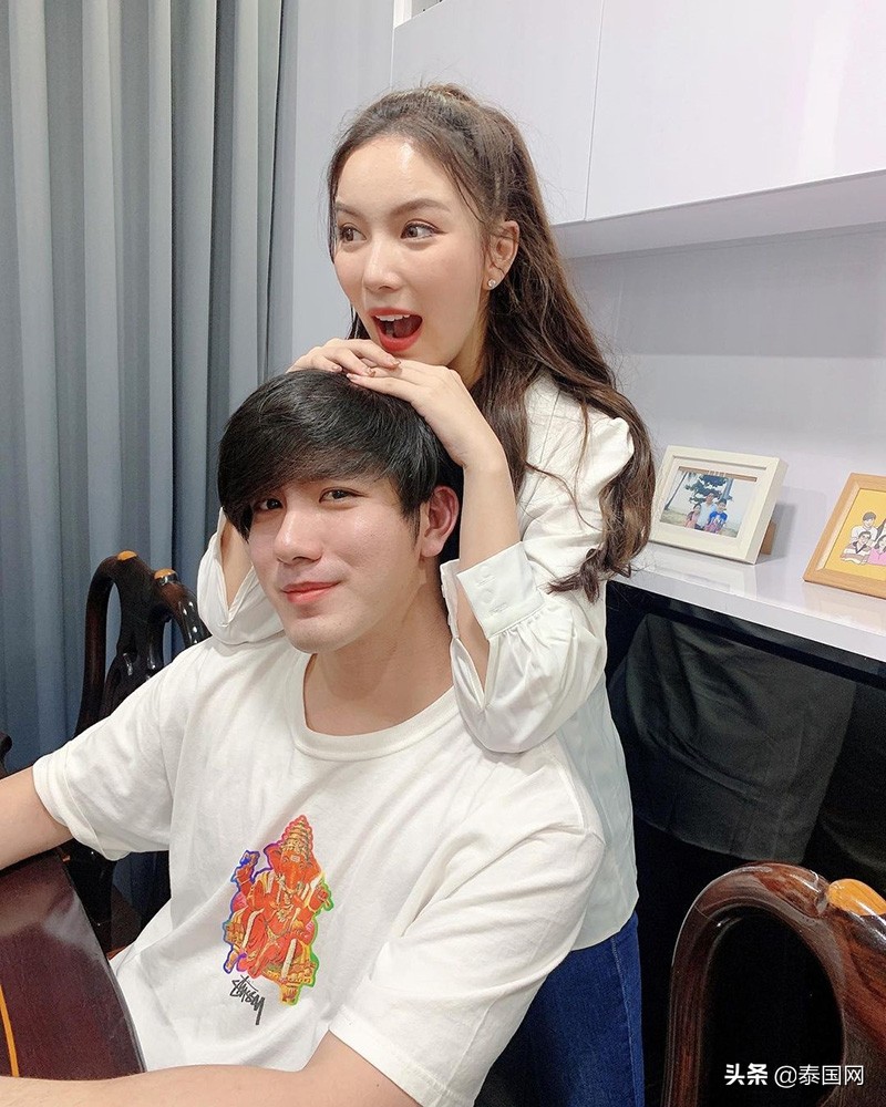 泰星Max承認與Mook戀情，去年年底開始交往 - 資訊咖