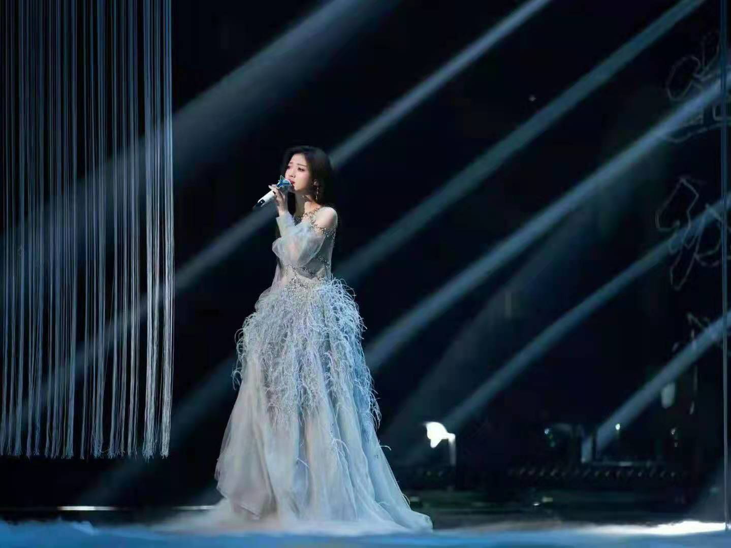 From "The Voice of China" to "Our Song", Shan Yichun sang all the way ...