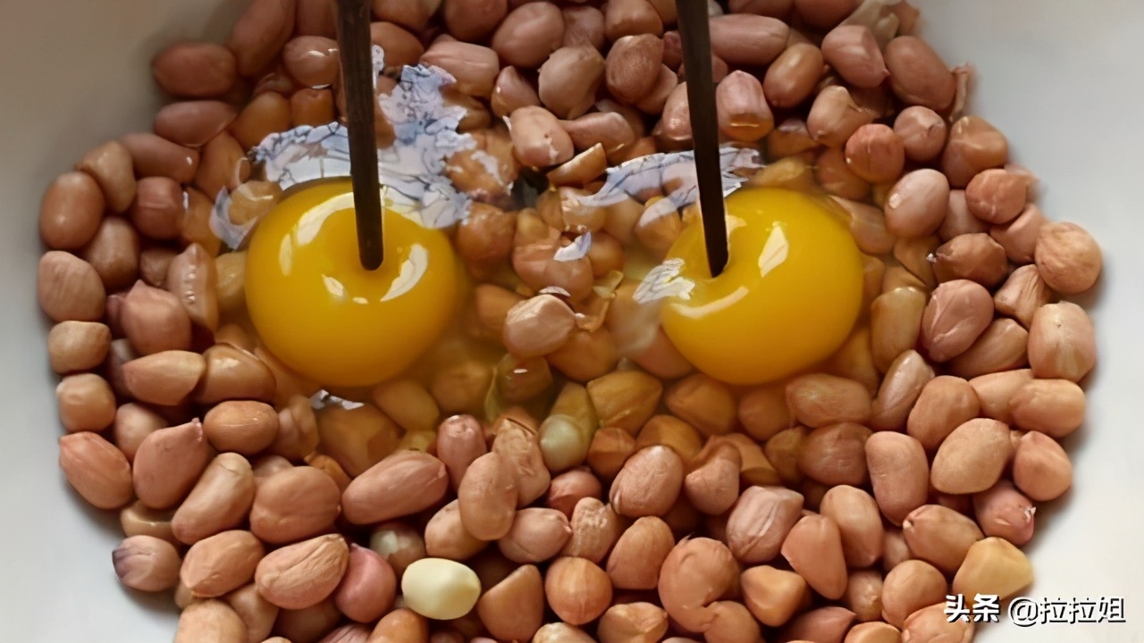 You don't need to go out to buy the peanuts with strange flavor. We ...