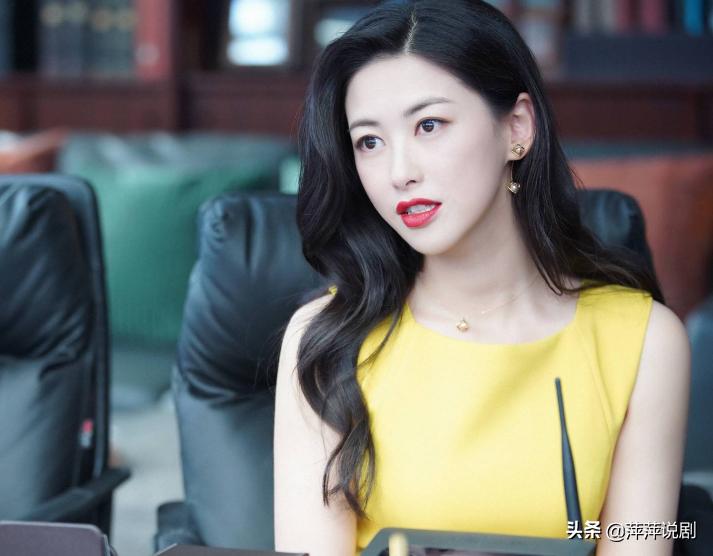 "Elite Lawyer" Zhu Zhu exudes charm and interprets the beauty of the ...