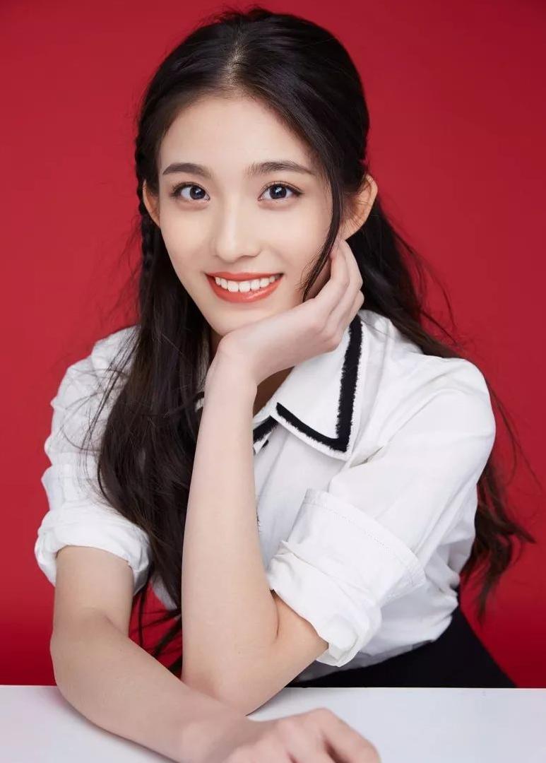 Is Xia Zhiguang's girlfriend a classmate of Wu Lei?The new version of ...