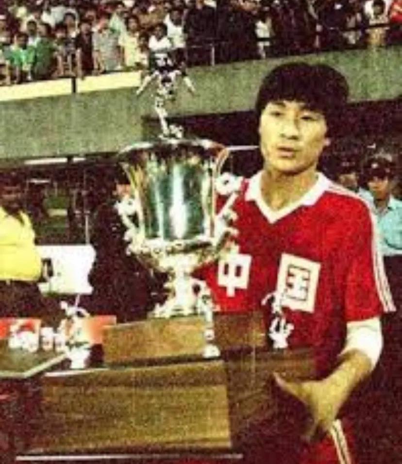 The top ten central defenders in Chinese football history, pay tribute ...