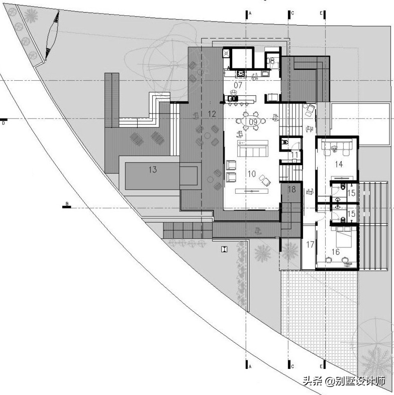Cascading spaces, rich layers, simple and transparent blocks, only a ...