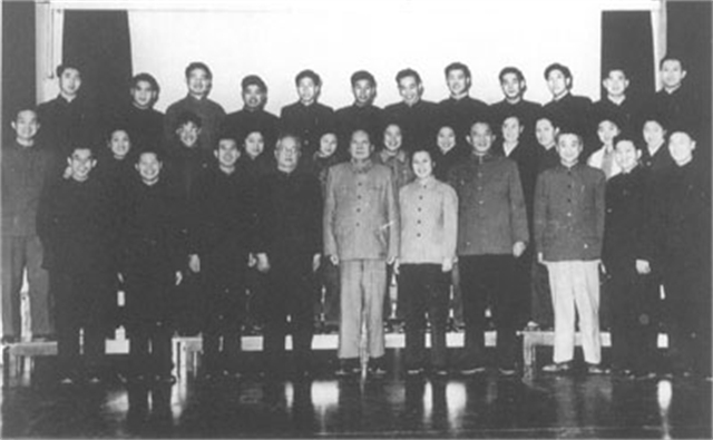 How did the three leaders, Mao Zedong, Zhou Enlai, and Deng Xiaoping ...