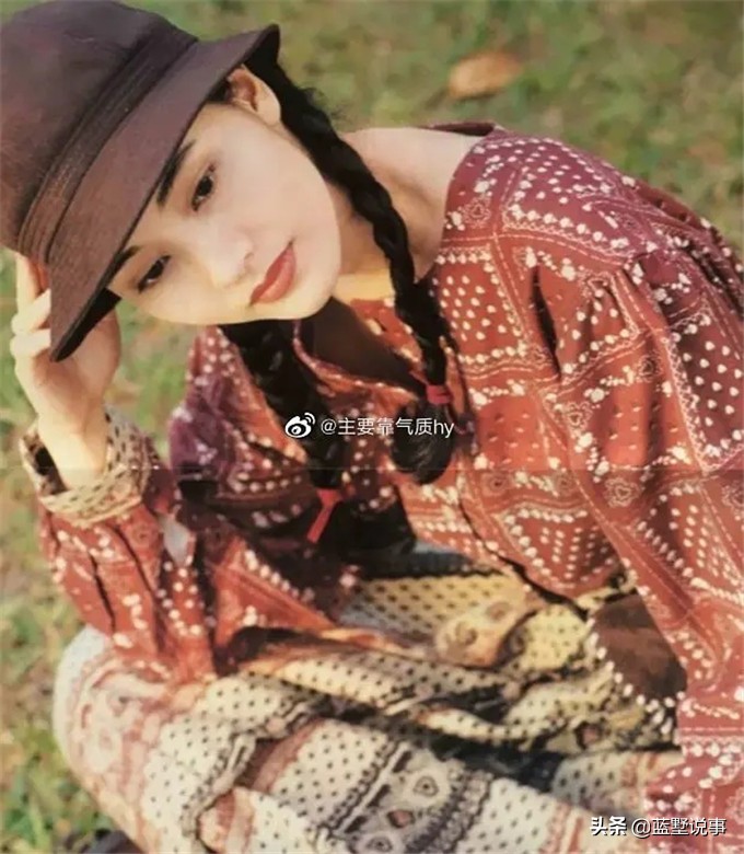 How many stunning photos of Hong Kong artist Li Jiaxin have you seen ...