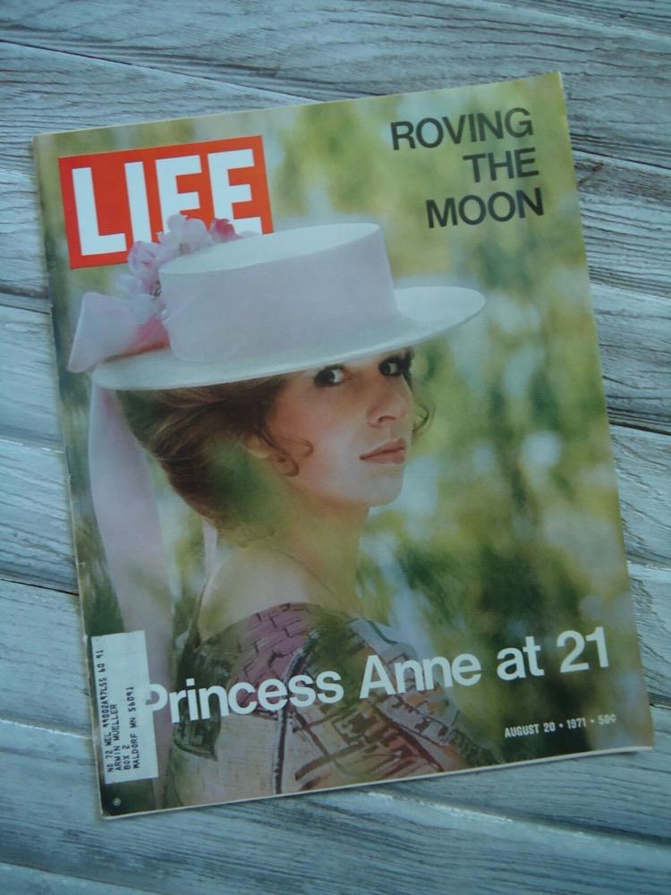 Princess Anne's 21st birthday photo revealed!Looks arrogant, contempt ...