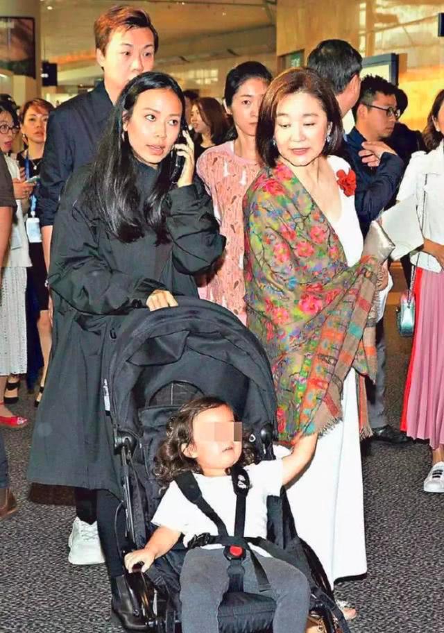 67-year-old Brigitte Lin joins her grandson after she quit acting ...