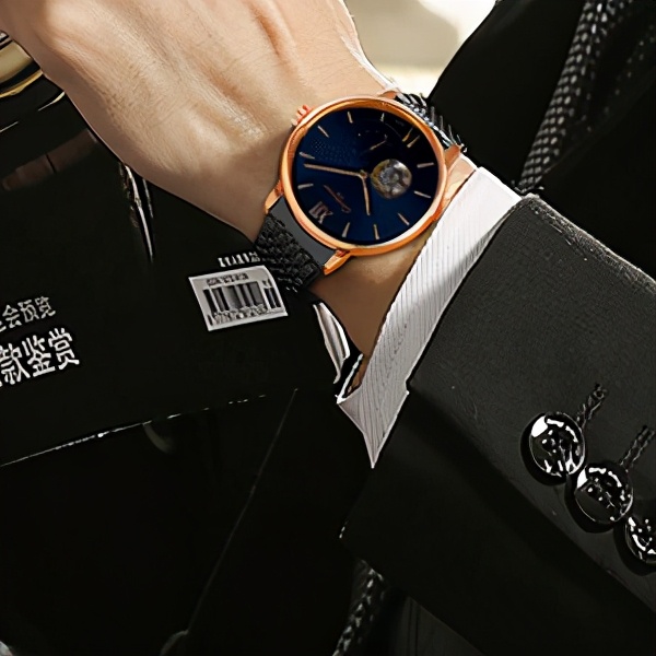 Cardis, giving everyone the right to become "Lucurus" - iNEWS