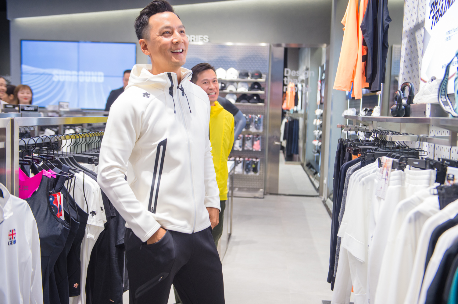 Sports brands also have contempt chains?Japan's Disante tops the list ...