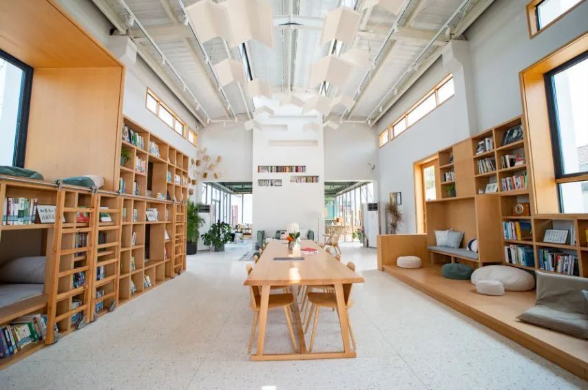 Is an unprofitable physical bookstore worth opening? - iNEWS