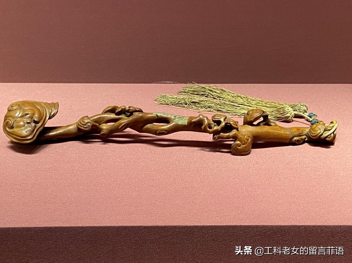 Forbidden City Ruyi: Use precious wood to make Ruyi - iNEWS