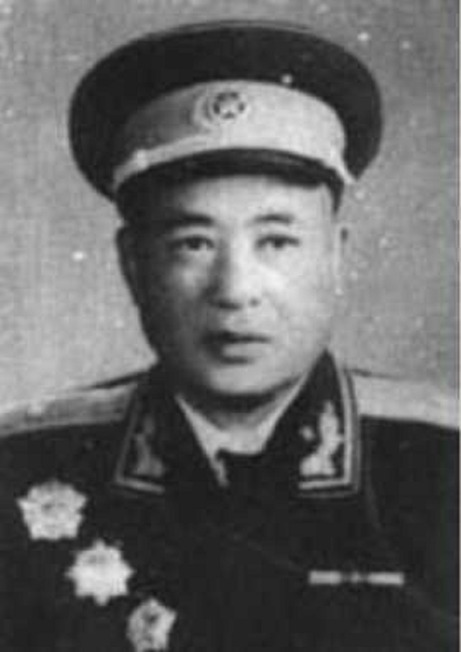 The slowest promotion of the Red Army division commander, who has not ...