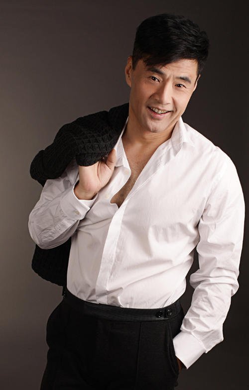 Yu Rongguang: Wearing sunglasses, I fought 6 strokes with Jet Li, his kung fu is better than ...