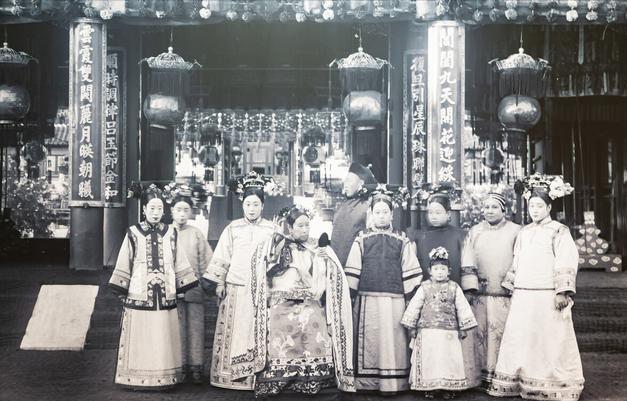 After Emperor Tongzhi died at the age of 19, why did some people say it ...