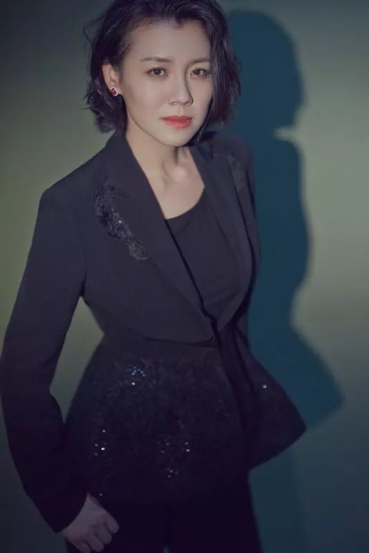 "Big Lady" Liu Lin: debuted at the age of 17, abandoned by a famous ...