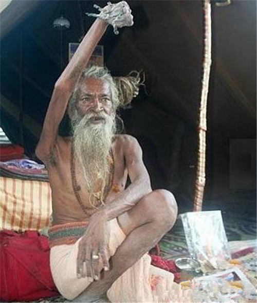 An Indian monk was practicing spiritual practice. He raised his right ...