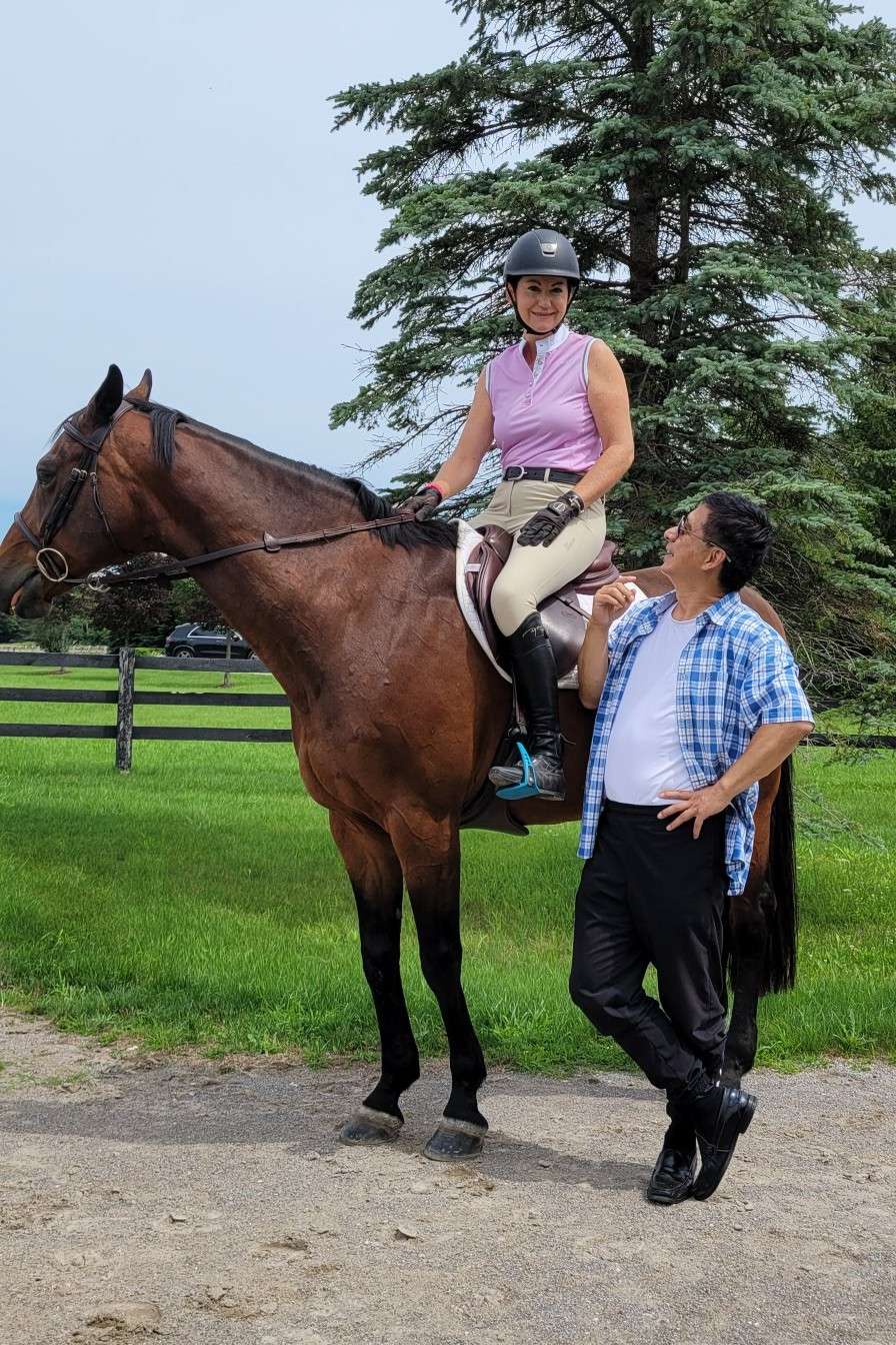 Enjoy the horse riding life in a Canadian private estate - iNEWS