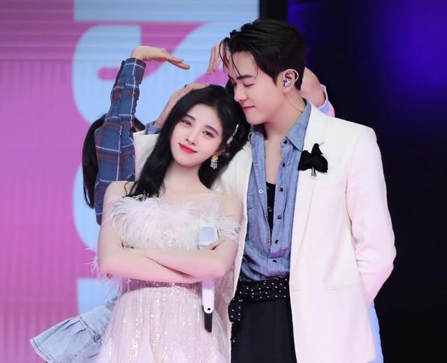 Little gossip: Ju Jingyi, Lin Yun, Renmin, Ouyang, Nana, He Jiong, Zeng Shunxi, Song Zuer, Jin ...