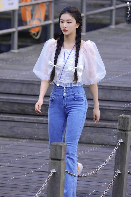 Wang Ruichang is exposed to the new drama "You Are the Sweet I Can't ...