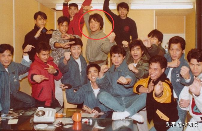 "Big Brother Huaxin" Jackie Chan suddenly realized that his wife Lin ...