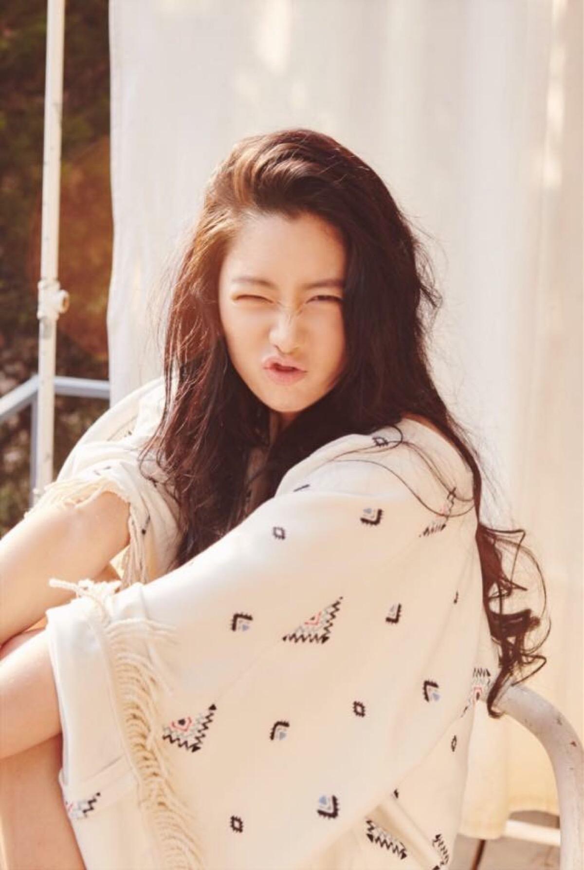 Clara with an angel face and a devil figure, knows why men are ...