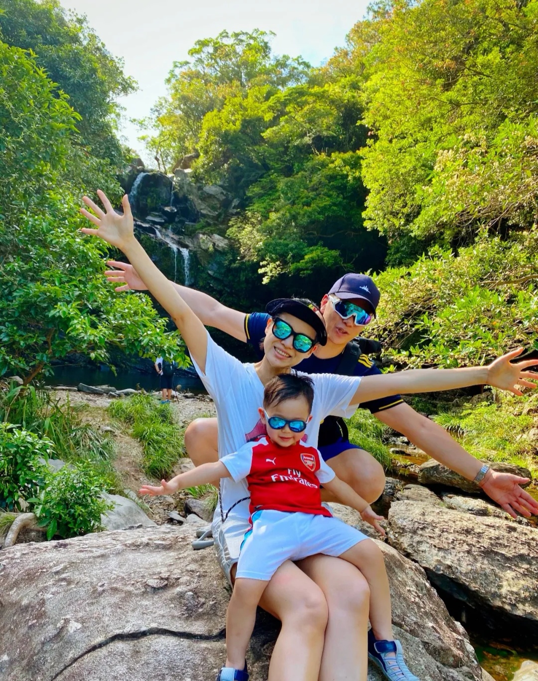 The 41-year-old Hu Xing'er fights for the third birth and sends a Weibo ...