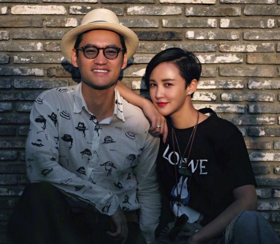 Yuan Hong posted photos of Zhang Xinyi's mother and son sleeping, but was ruthlessly exposed by ...