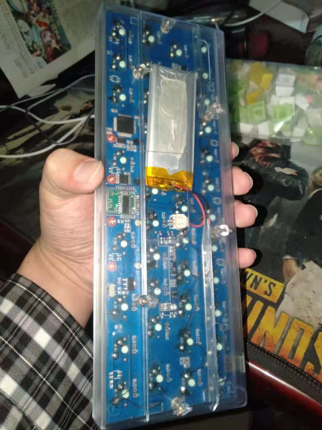 TU40 customized wireless dual-mode mechanical keyboard - iNEWS