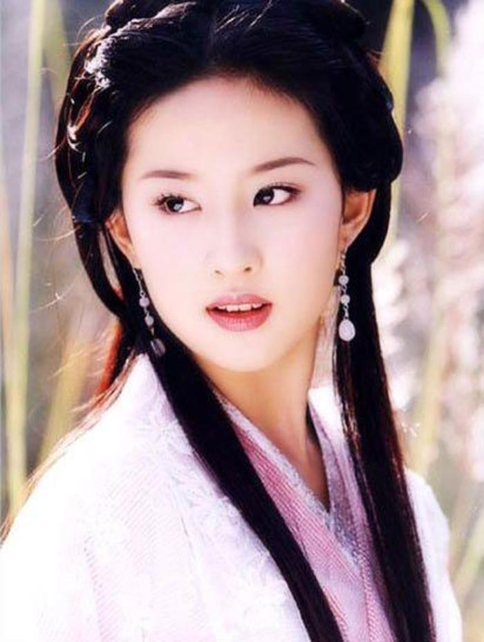 Liu Yifei's version of Wang Yuyan is so beautiful that I still remember ...