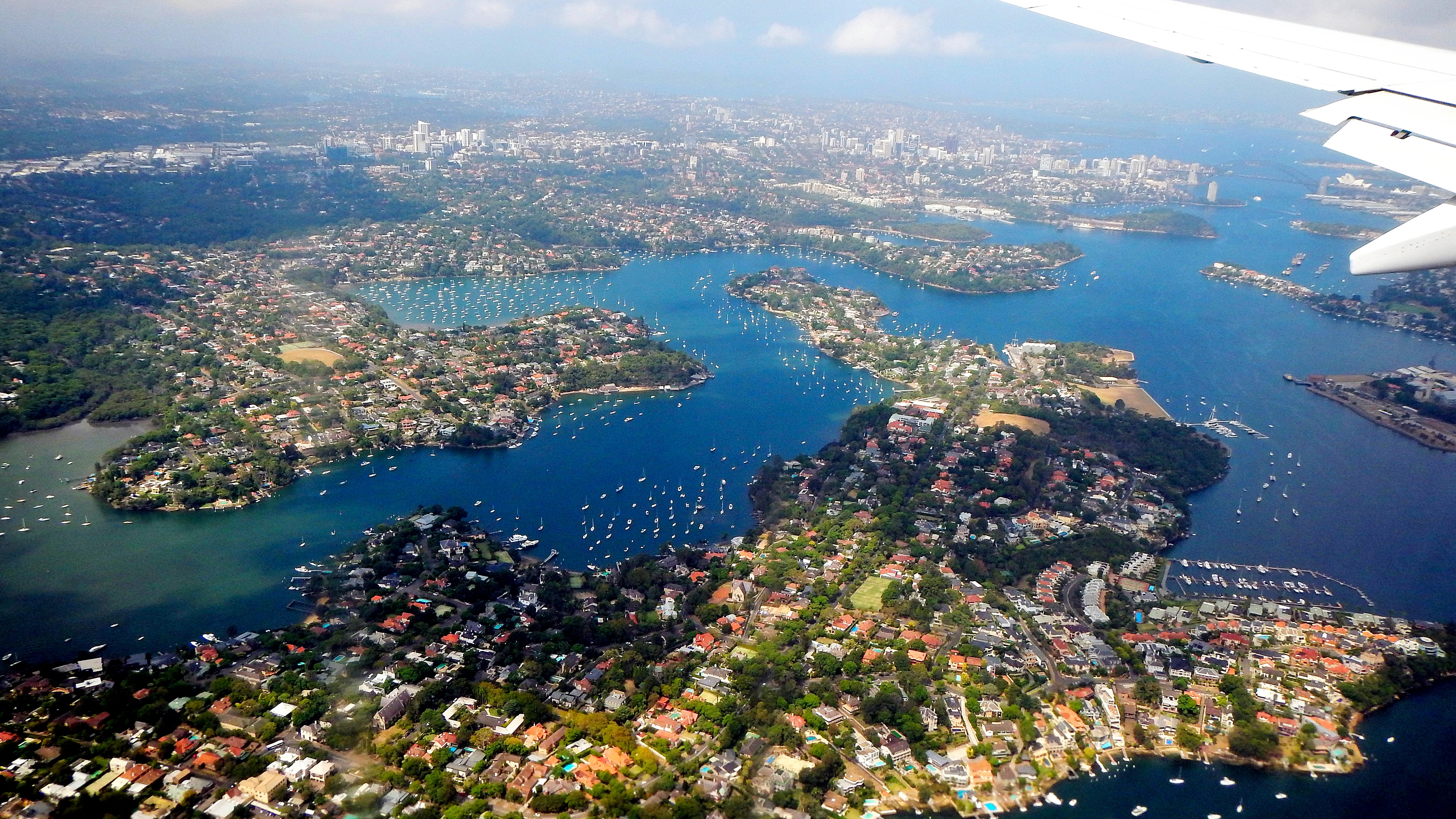 Who are in the 5 best geographically located countries in the world ...