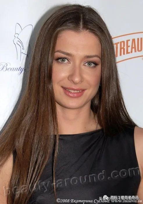 "Entertainment Stars" Top 30 Russian Female TV Hosts in 2021 - iMedia