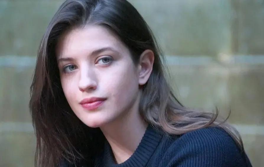 Russian Actress Anna Chipovskaya Inews