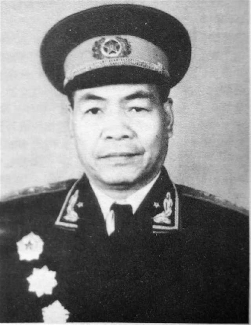 Zhang Zongxun is Xu Guangda's immediate boss. - iNEWS
