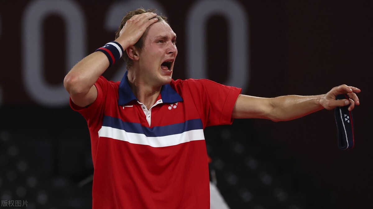 Cry into tears!Tears and nose!After winning the championship, Ansailong ...