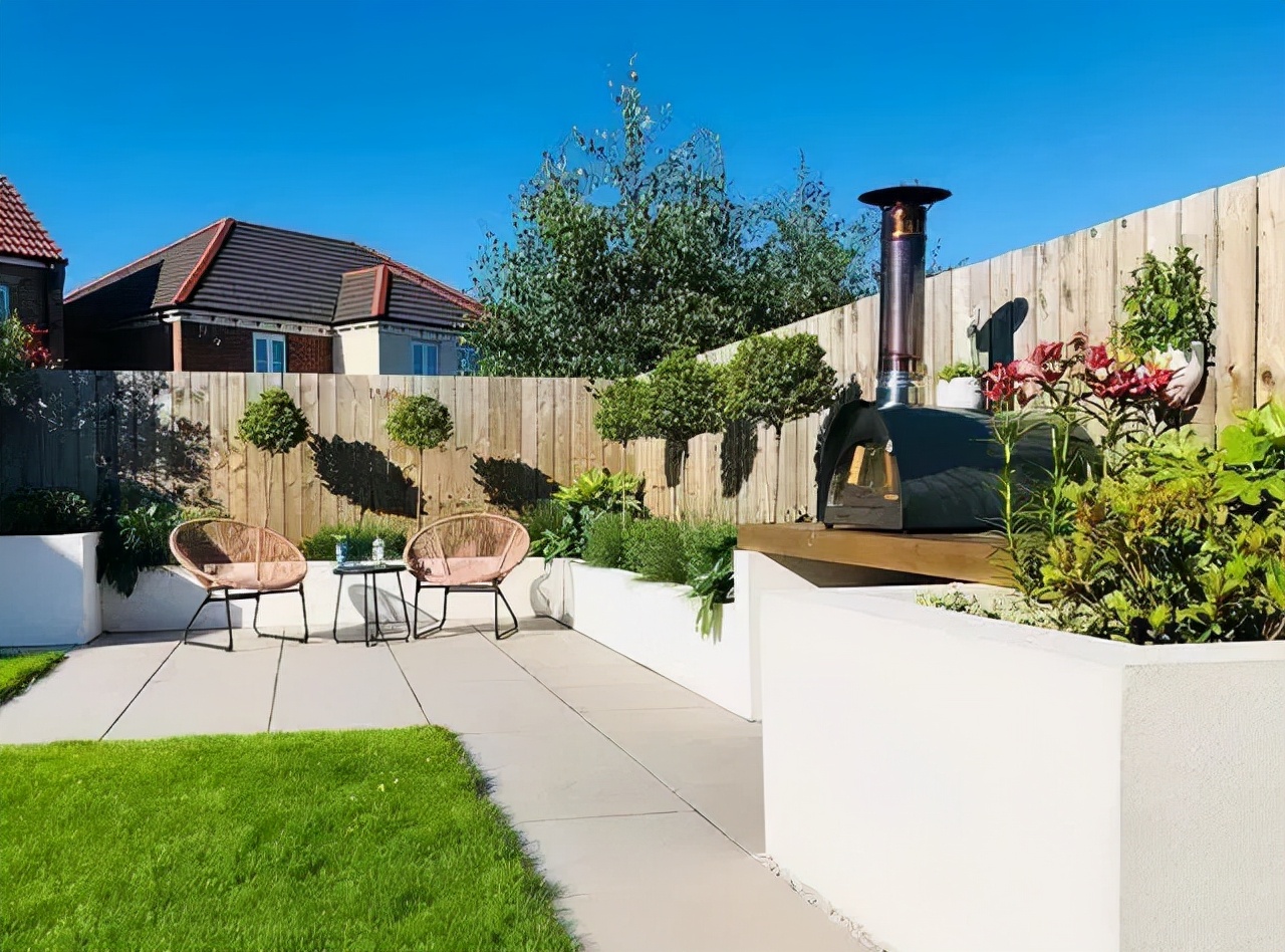 Build a good courtyard wall to make your world clear - iNEWS