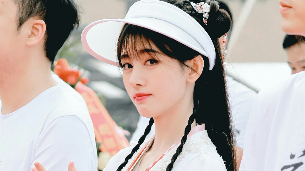 Ju Jingyi, Guo Junchen, Hua Rong start, Ju Qi osmanthus cake looks ...
