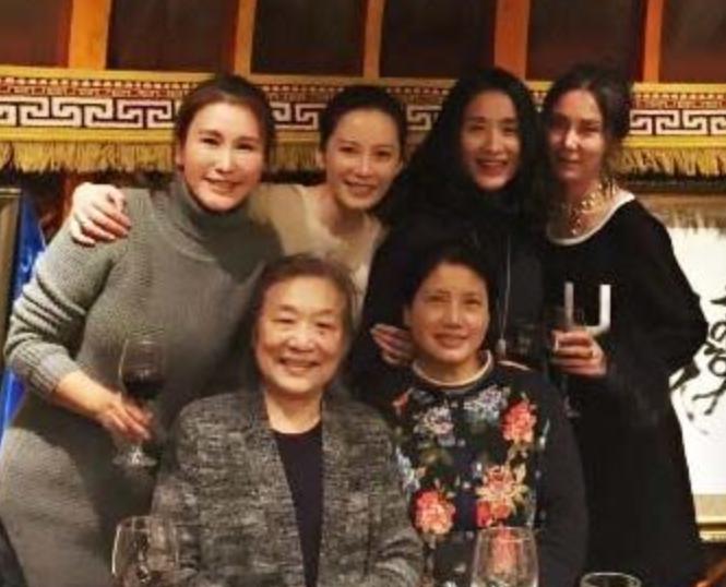 Wang Qian: He insisted on marrying an old man, and his appearance ...