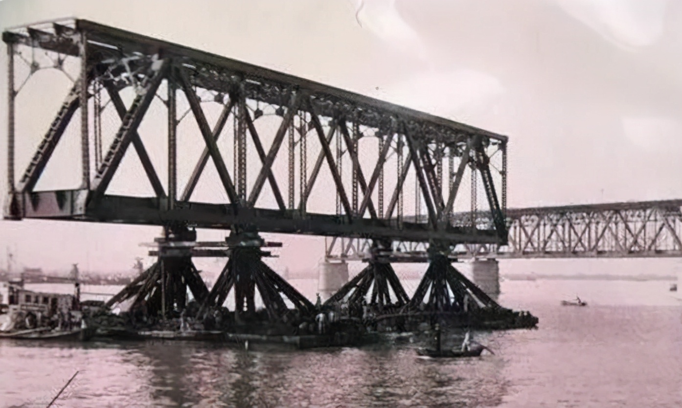 The greatest bridge in China!It blew up after only 89 days after it was ...