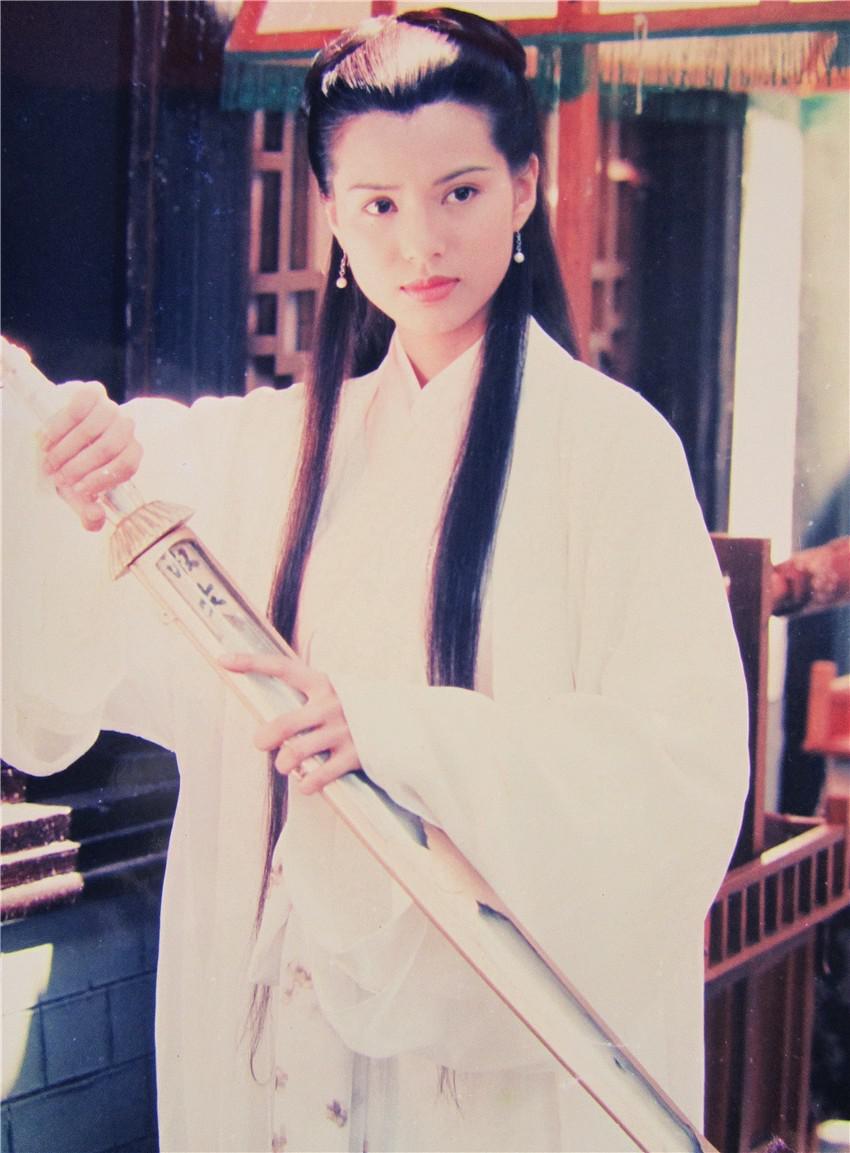 Li Ruotong, the story between her and the wealthy businessman Guo ...