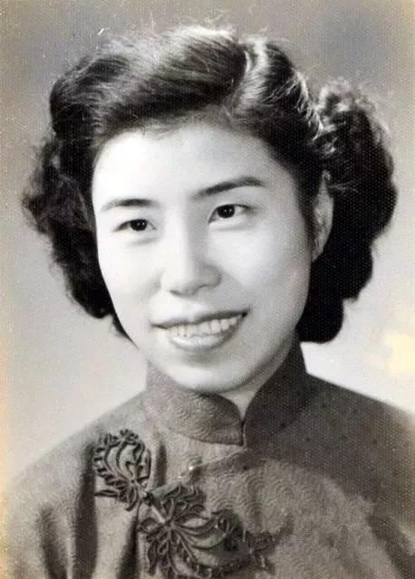 The 20 most influential female writers in Hong Kong and Taiwan - iNEWS