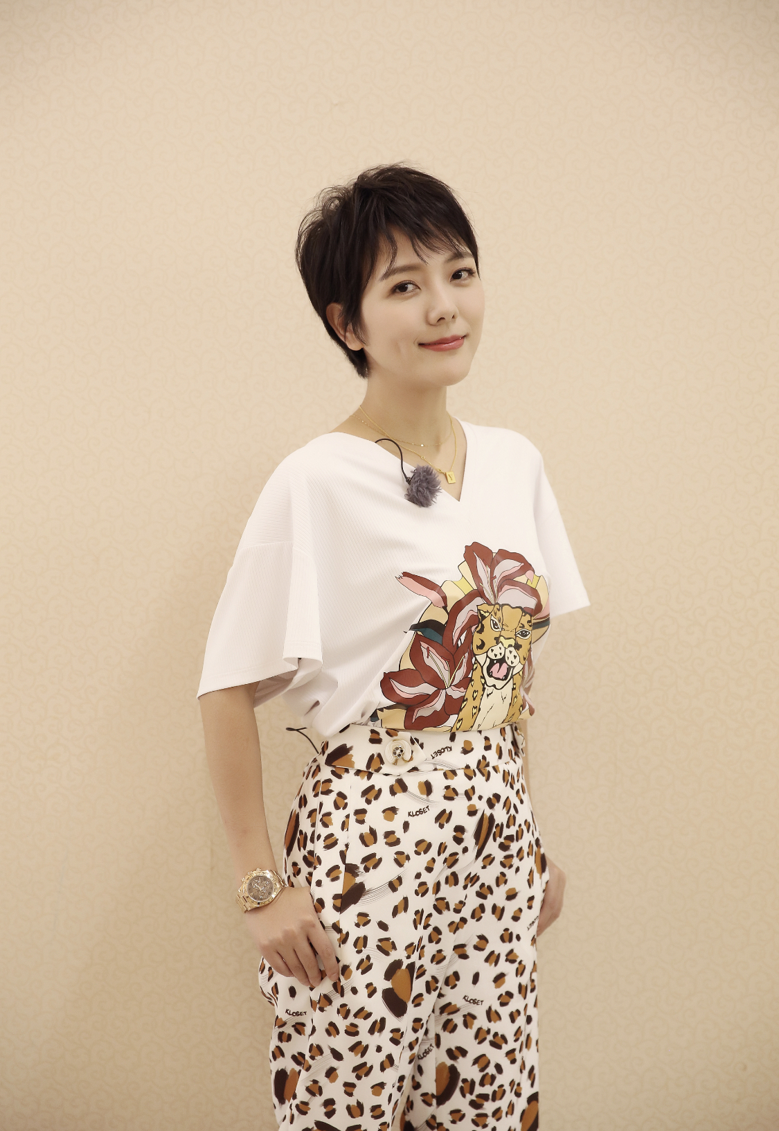 Wang Han complained that Yang Lele was not a good wife. Yang Lele ...