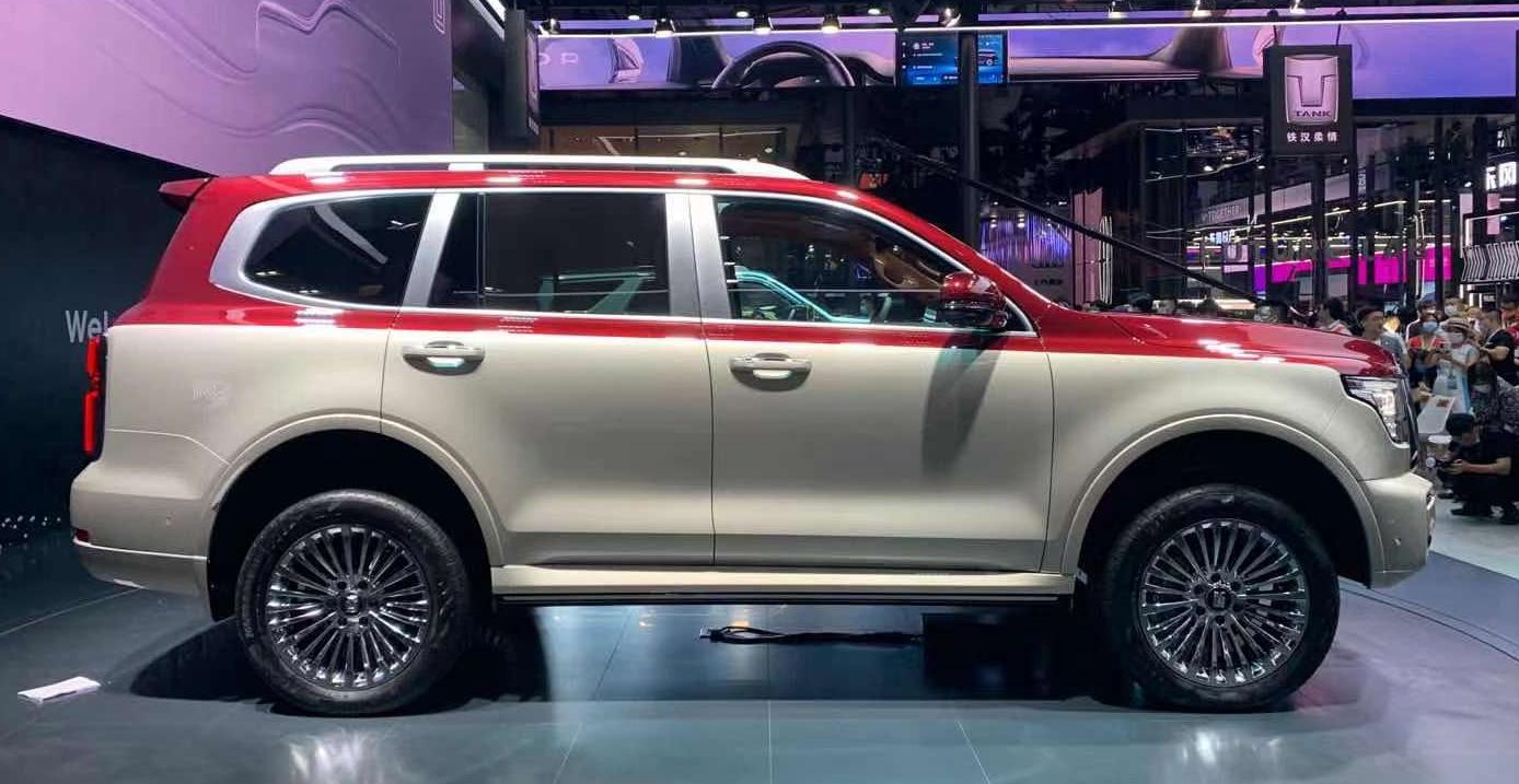 Tank 400 and Tank 500 were unveiled, the flagship power "3.0T V6+9AT" officially debuted - iNEWS