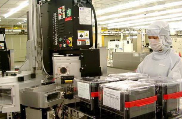 About 5nm chip!SMIC CEO Liang Mengsong speaks: there is no overtaking ...