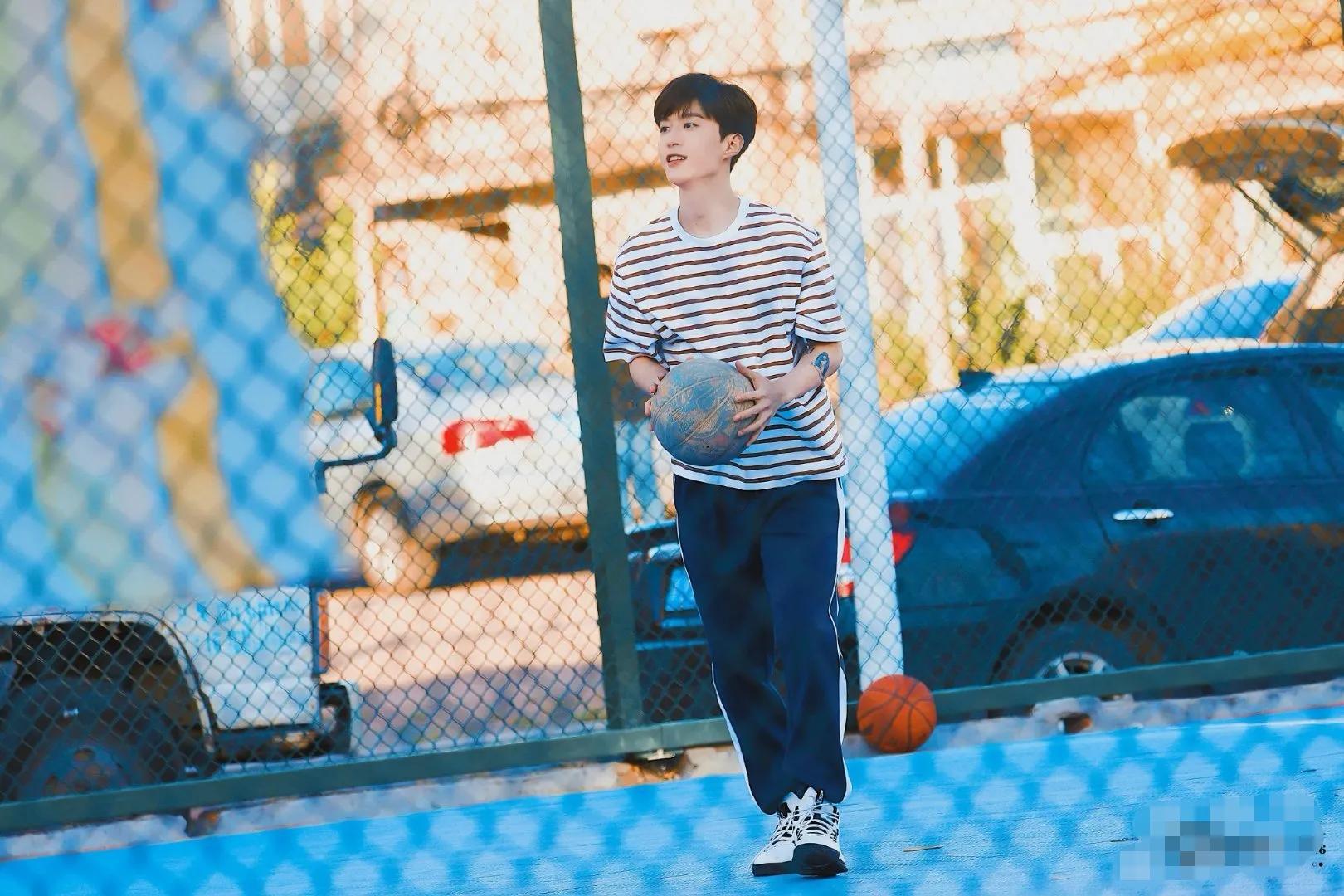 Xiao Zhan, Yang Mi, "Glory", Li Yifeng, Zhang Zhehan, Luo Yunxi, Zhu ...