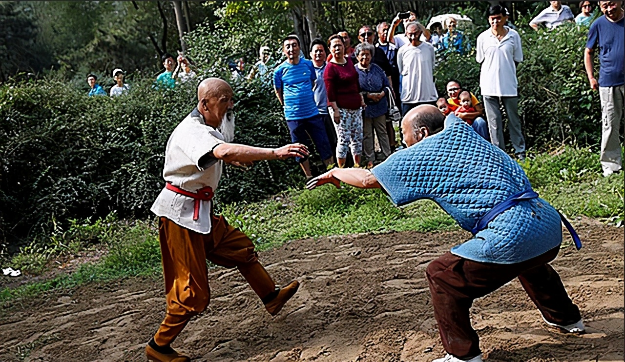 Li Liangui, the Chinese master of bone shrinkage, whose bones can be ...