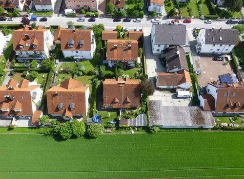 Two worlds separated by one road: the insurmountable gap between the ...